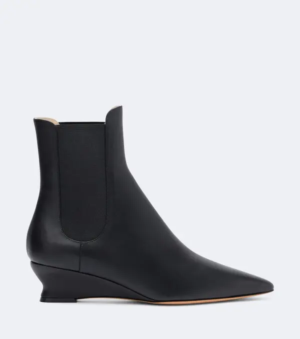 Le Monde Beryl Camille Chelsea Boots