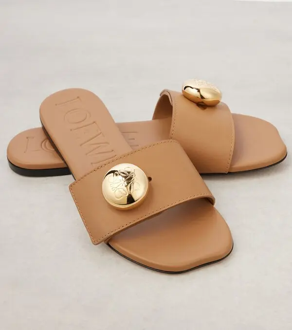 Loewe Pebble Leather Slides - Beige