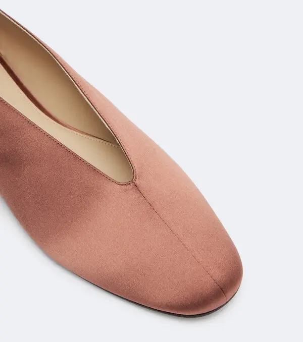 Le Monde Beryl Olympia Embellished Satin Ballet Flats