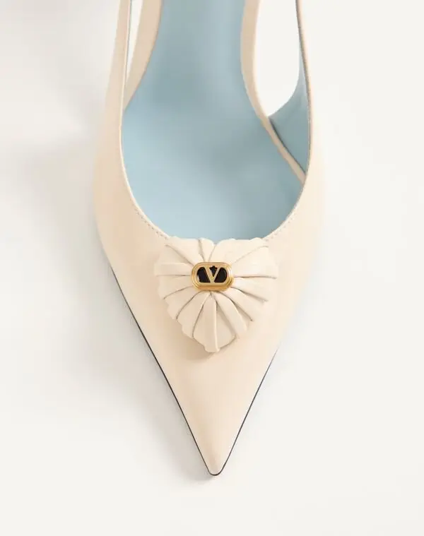 Valentino Garavani Coeur Royal Slingback Pumps In Kidskin - Butter