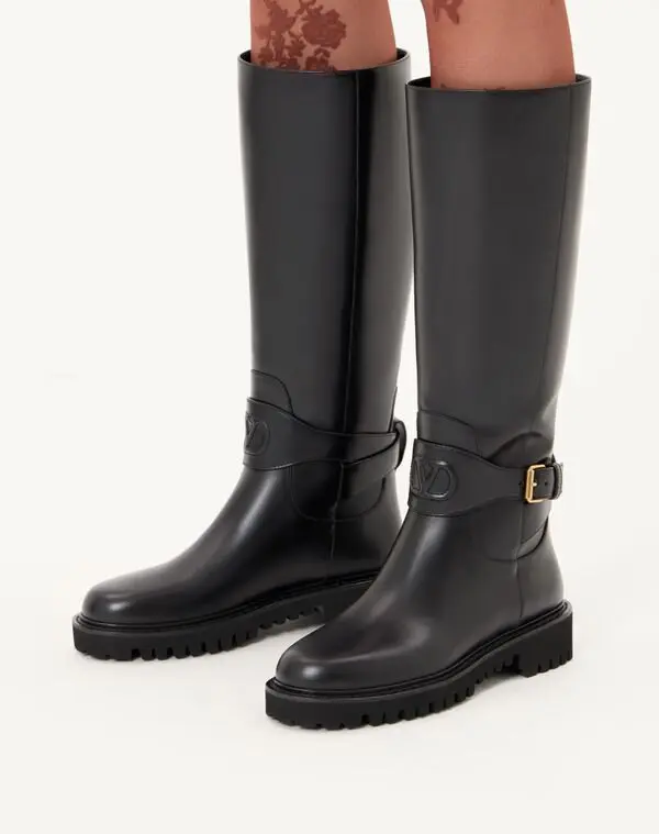 Valentino Garavani Vlogo Signature Calfskin Boots