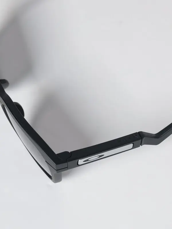 Oakley Sunglasses - Black