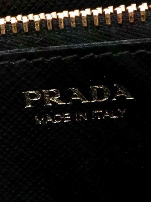 Prada 2010s Saffiano-leather Bi-fold Wallet