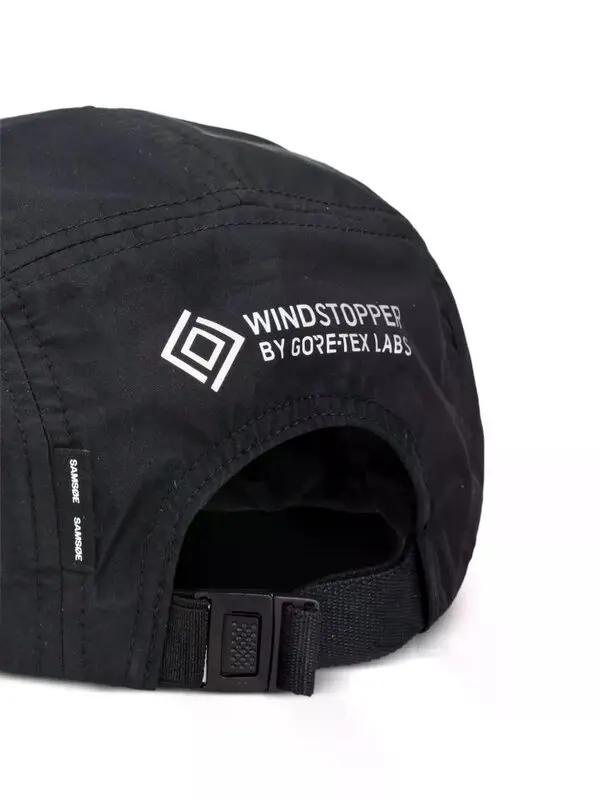 SAMSOE SAMSOE Cap With Buckle Fastening