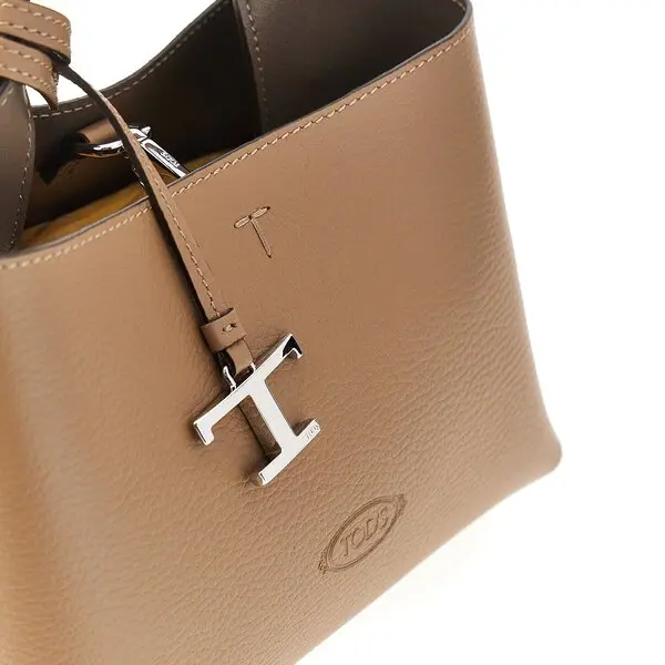 TOD'S Grained Leather Micro Shopping Bag With T Timeless Charm - Brown