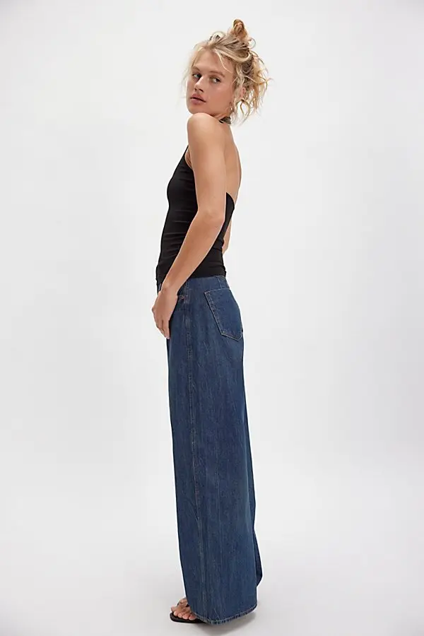 INTIMATELY So Sleek Cami Halter Top