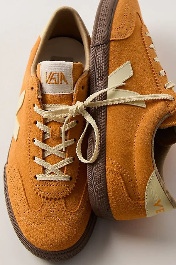 VEJA Volley Trainers In Organic Cotton Canvas And Suede - Mango/calcaire/bark