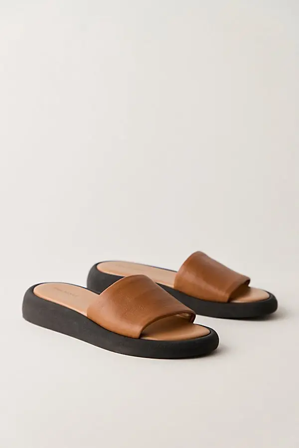 FP COLLECTION Wrenly Slip-on Sandals