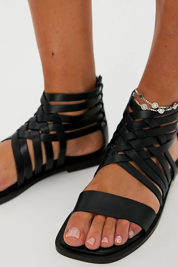 BRONX Gladiator Sandals With Stud Detailing - Black