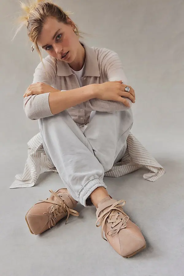 GRACE Jaz Lace-up Sneakerinas With Bow Detailing - Camel