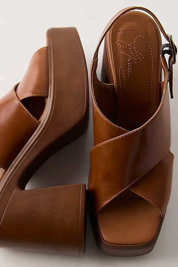 FP COLLECTION Zoe Criss Cross Platform Sandals - Chestnut