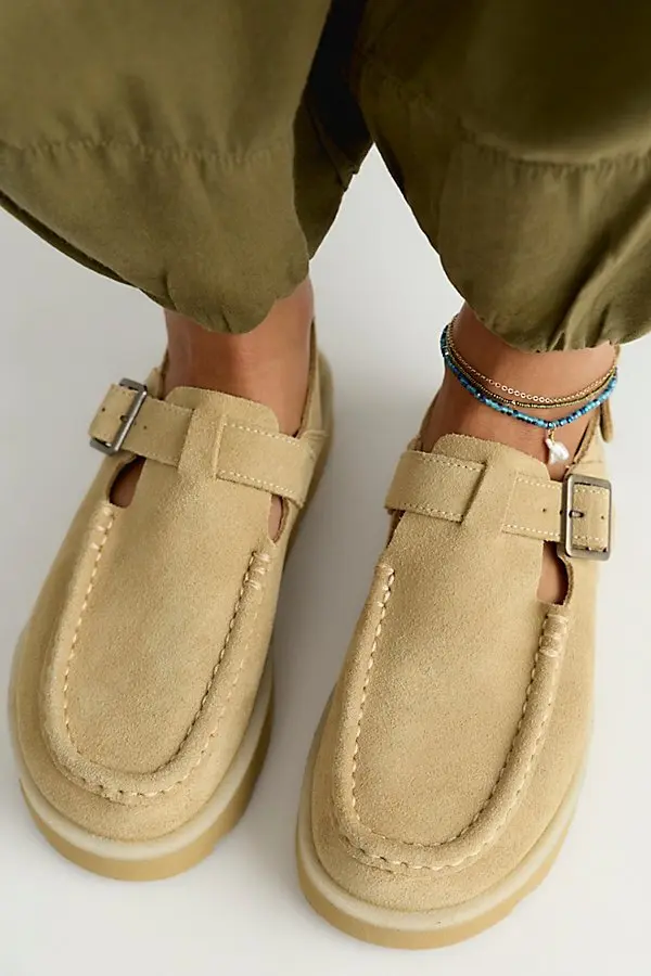 Clarks Meare Easy Mules