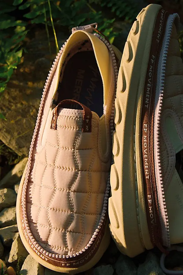 Merrell Fp Movement X Hut Moc 2 Packable Slip-on Sneakers - Rosa/chalk