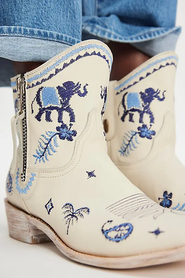 MEXICANA Embroidered Ankle Boots - White Trigger