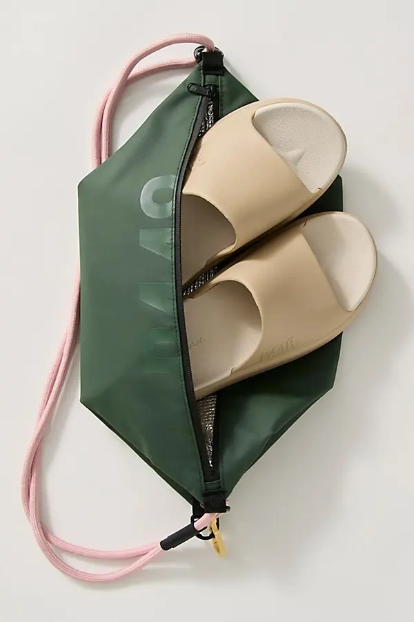 P448 Riviera Slide Sandals With Algae-based Materials And Cooler Bag - Sand