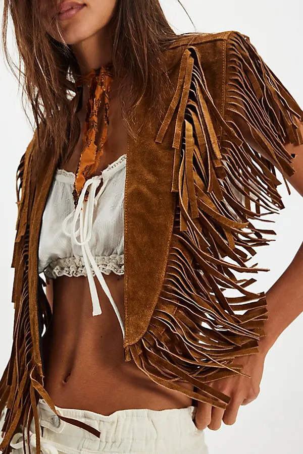 UNDERSTATED LEATHER Wide Eyes Suede Fringe Collar - Tan