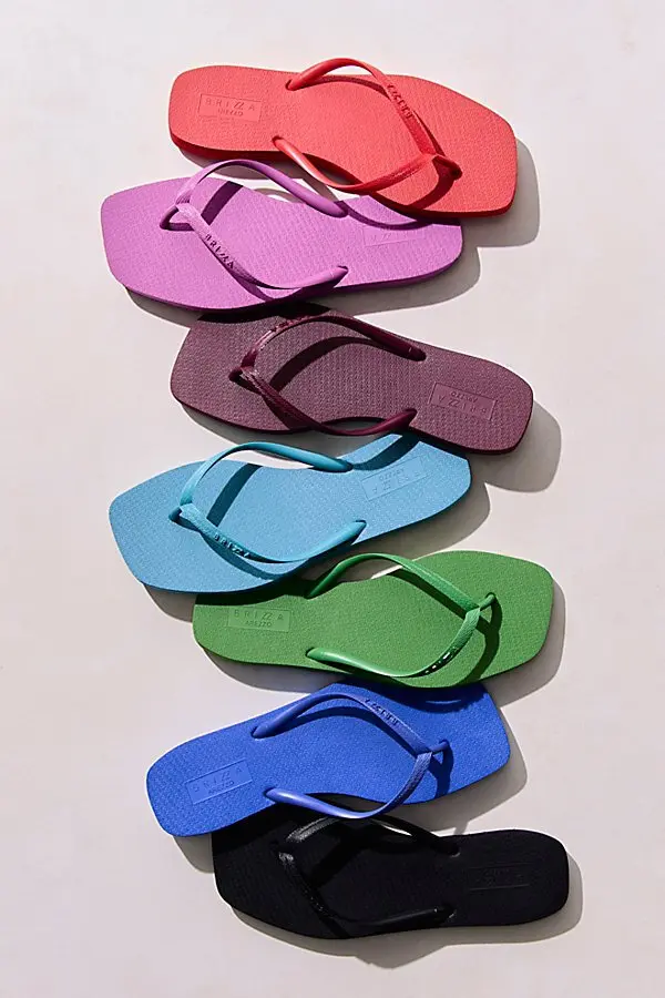 BRIZZA AREZZO Textured Rubber Flip Flops - Navy