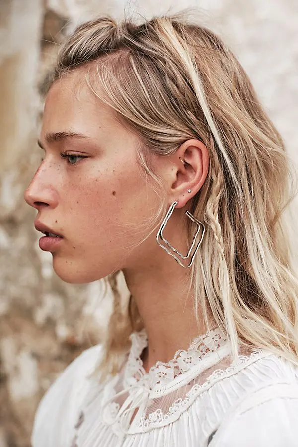 Free People Shelby Square Hoops - Silver