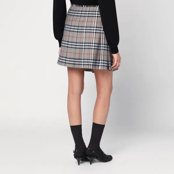 Burberry Wool Kilt Skirt With Check Pattern