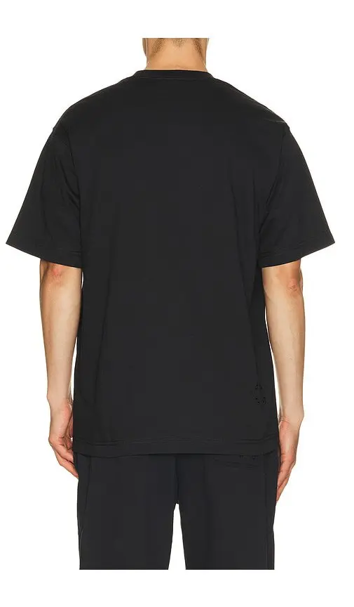 On Club Collective-t