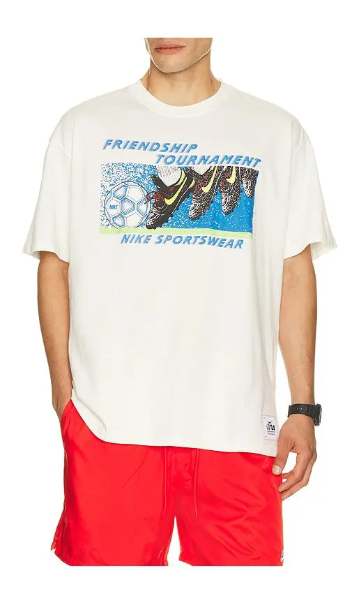 Nike Nsw Tee Lse Celeb Fb 2 In Cream
