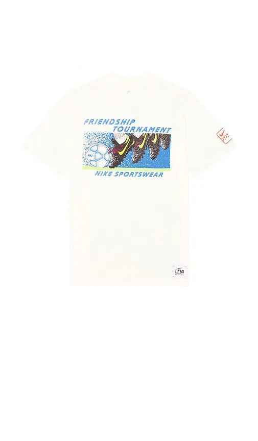Nike Nsw Tee Lse Celeb Fb 2 In Cream