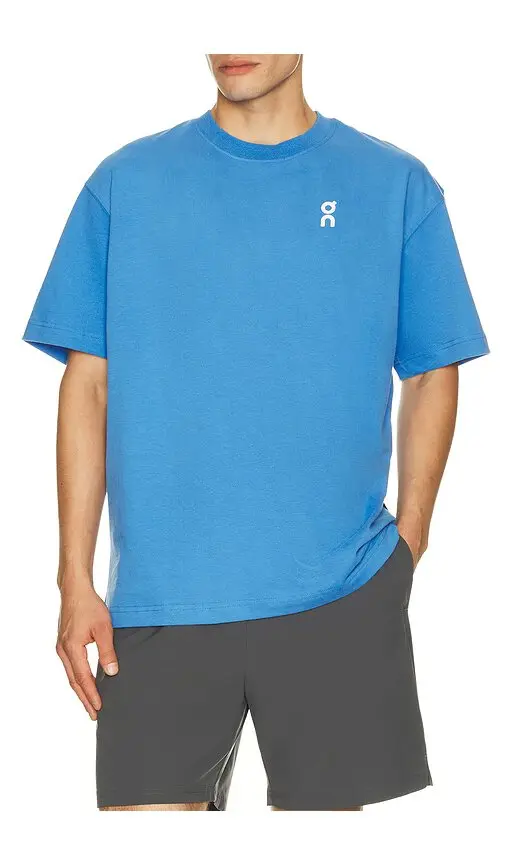 On Club T In Blue