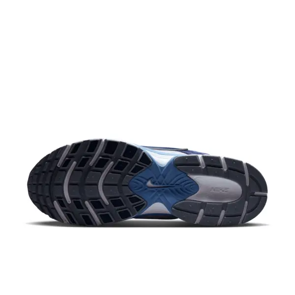 Nike V5 Rnr Suede Shoes
