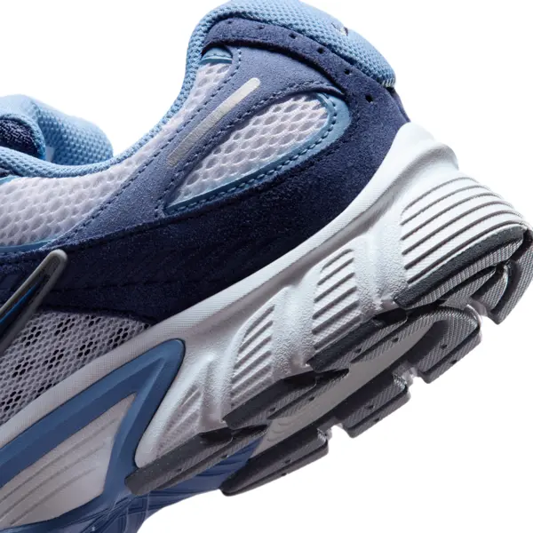 Nike V5 Rnr Suede Shoes