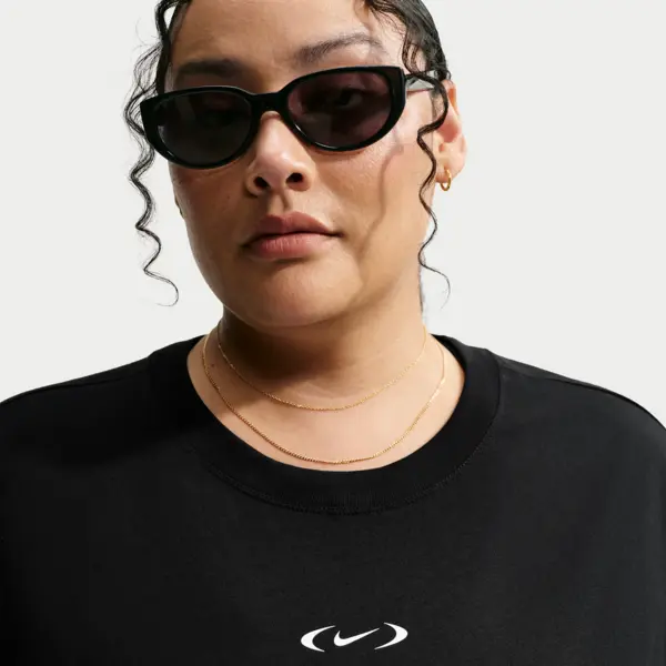 Nike Sportswear Classic Loose T-shirt