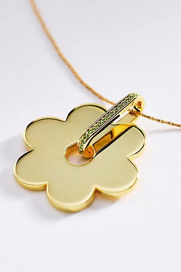 GOLDBUG COLLECTION Spng Daisy Charm