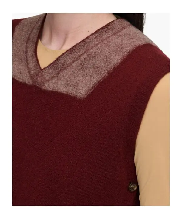 MAISON MARGIELA Sleeveless V-neck Jumper