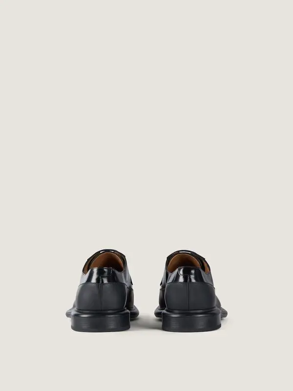 Givenchy Gent Derbies In Leather