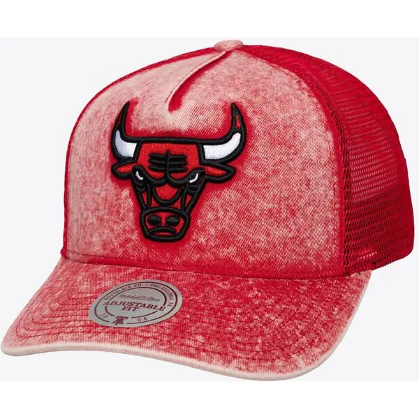 Mitchell & Ness Chicago Bulls Gameday Snow Wash Adjustable Trucker Hat - Red