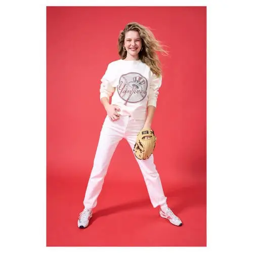 Terez New York Yankees Embellished Oversized Sweatshirt