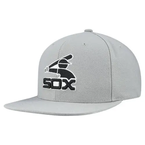 Mitchell & Ness Chicago White Sox Cooperstown Collection Basic Flip Snapback Hat