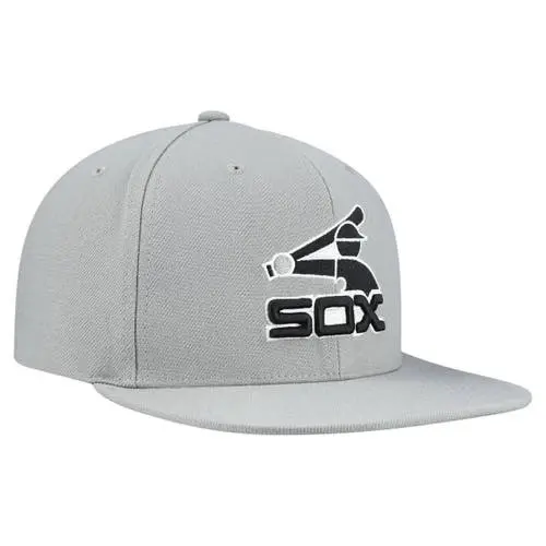 Mitchell & Ness Chicago White Sox Cooperstown Collection Basic Flip Snapback Hat