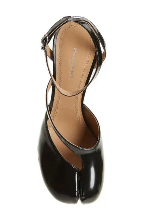 MAISON MARGIELA Tabi Ankle Strap Pump