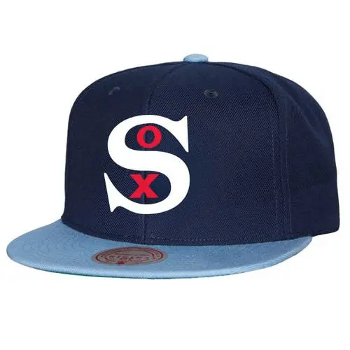 Mitchell & Ness Chicago White Sox Cooperstown Collection Basic Flip Snapback Hat