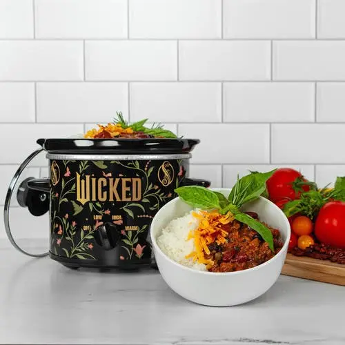 UNCANNY BRANDS Wicked 2-quart Slow Cooker