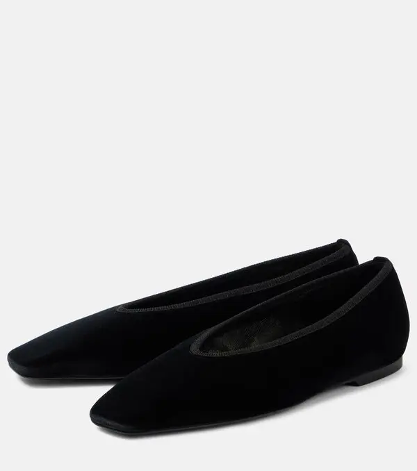 TOTEME Minimalist Velvet Ballet Flats