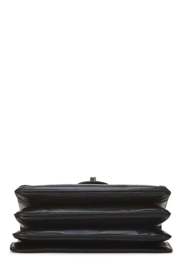 Chanel Lambskin Clams Pocket Accordion Flap
