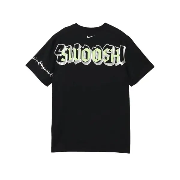 Nike T-shirt