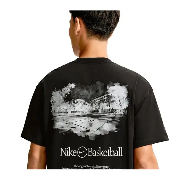 Nike T-shirt