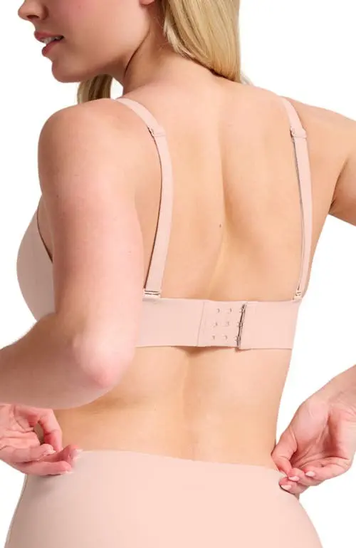 SIELLA No-show Triangle Seamless Bra - Barely Pink