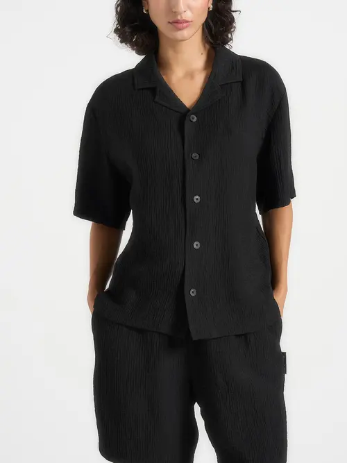 Manière De Voir Harley Textured Revere Shirt - Black