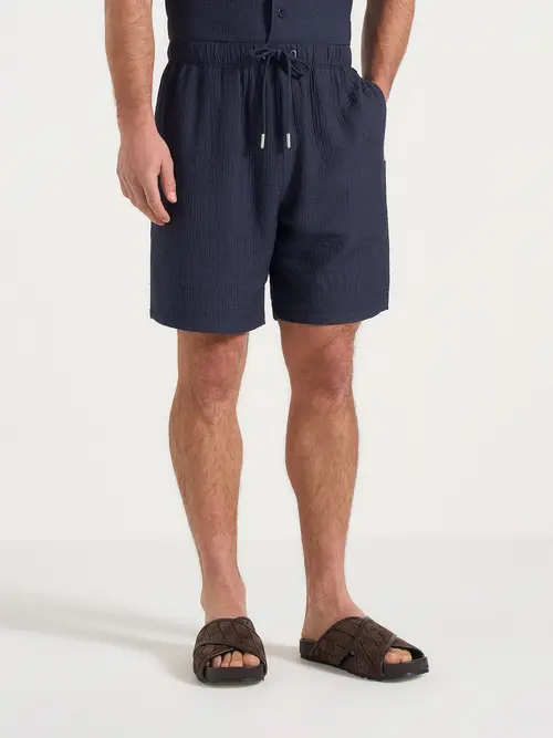 Manière De Voir Maniere De Voir Textured Drawstring Shorts - Navy