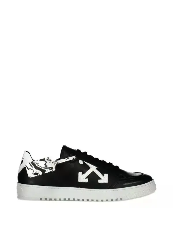 Off-White Arrows Logo-patch Sneakers - Black