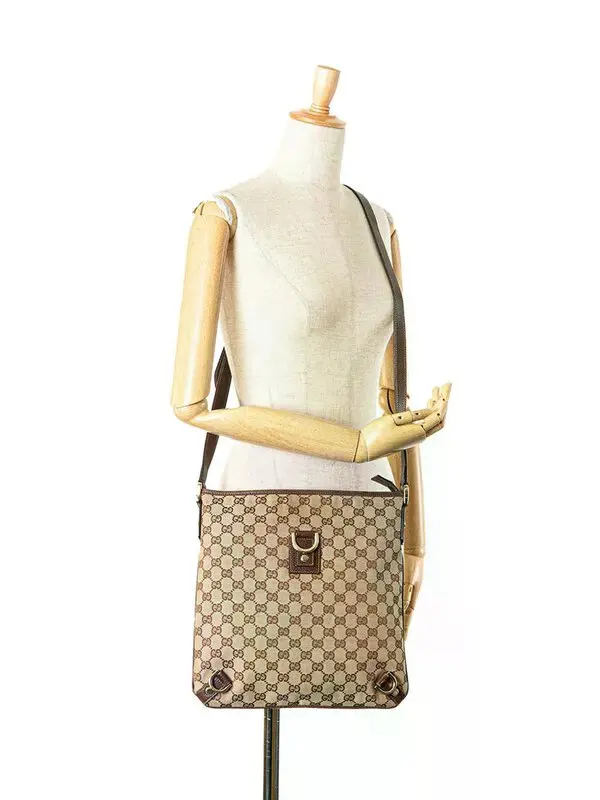 Gucci 2000-2015 Gg Canvas Abbey D Ring Crossbody Bag
