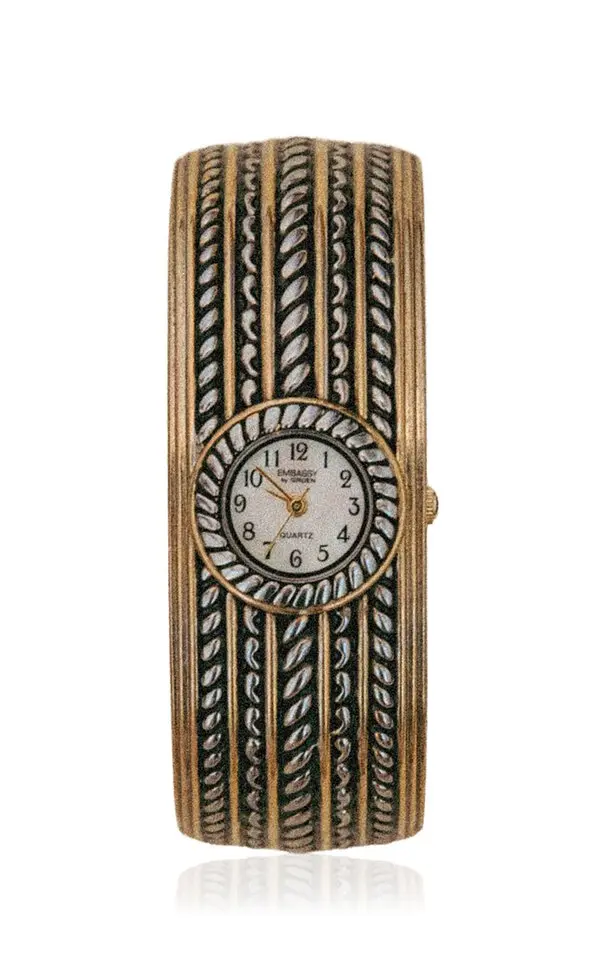 MERCI C'EST VINTAGE Engraved Bangle Watch